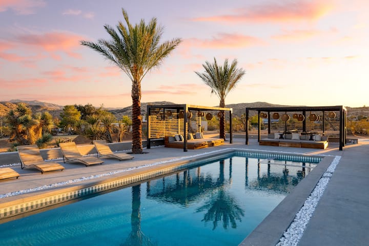 Iconic Desert Escape | Joshua Tree Mansion - Joshua Tree