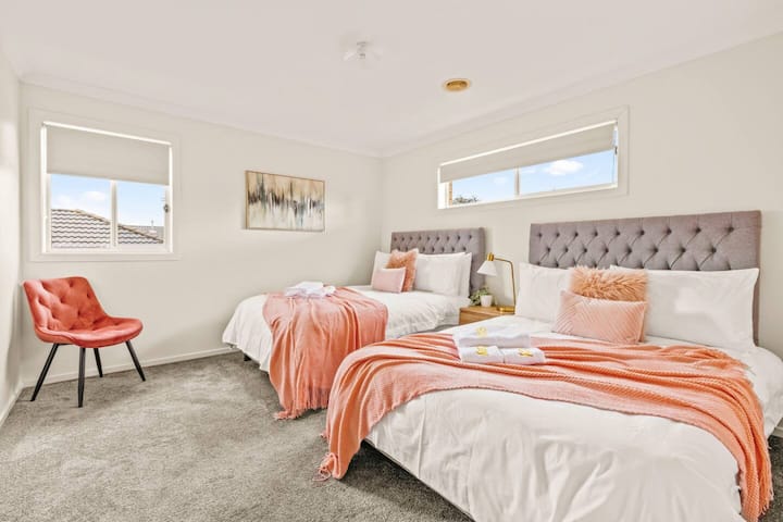 Stayau Peaceful Retreat Minutes From Airport - Point Cook