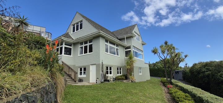 Dublin Bay Stay In Dunedin Nz - Dunedin