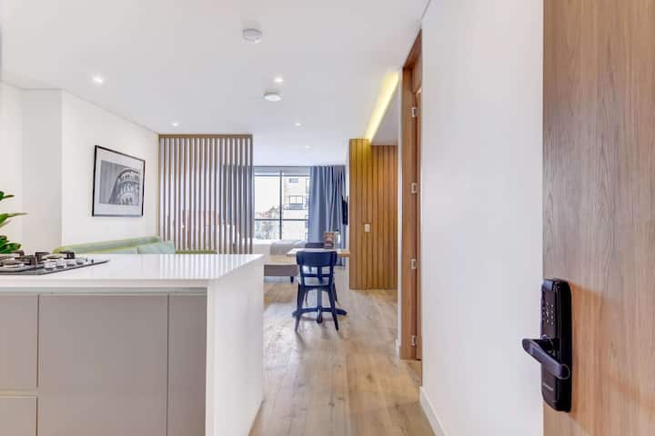 W* | Trendy Loft W/ Balcony In Santa Barbara - Bogota