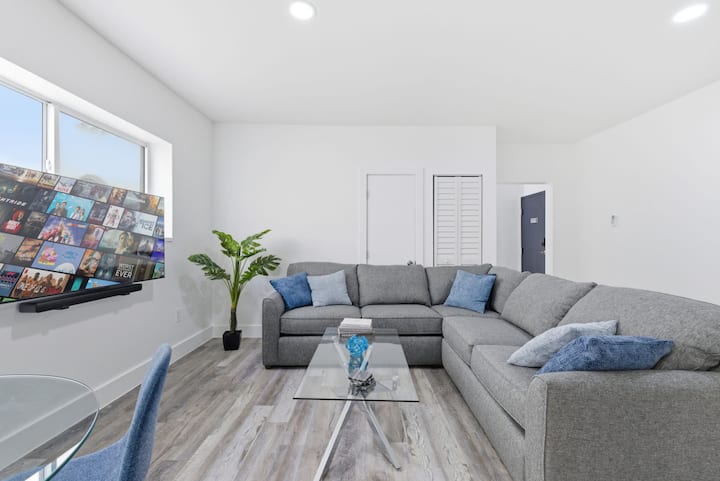 2br Unit Near Brickell W/ Workspace - Miami