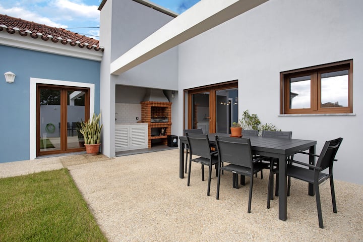 Casa D'avó Em Santa Bárbara - Torres Vedras