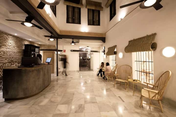 Habitación Privada Para 10 Personas - セビーリャ