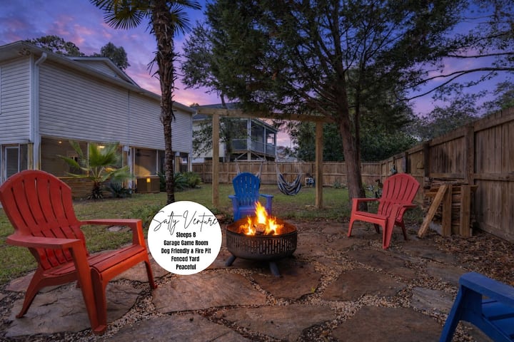 Salty Venture 𓇼 Game Room + Fire Pit + Family Fun - Oak Island, NC