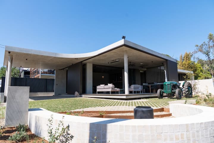 Arrawarra Beach House - Red Rock