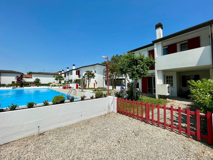 Maison Mitoyenne Avec Jardin Et Piscine - Caorle