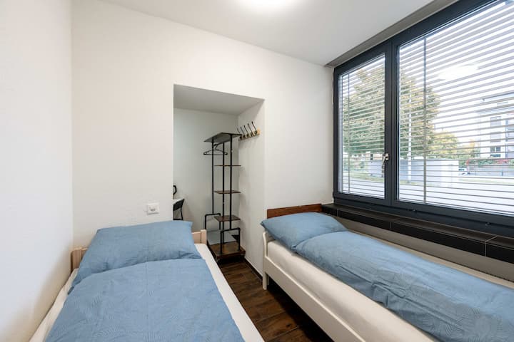 Twin Room Near Mount Pilatus – Lucerne City Stay - Lucerne