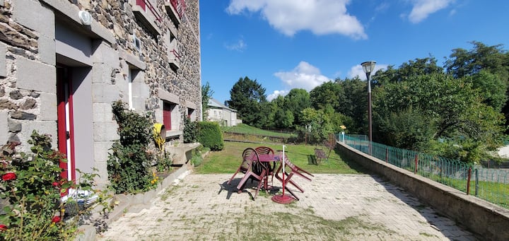 Studio Spacieux A Murol (Mf1) - Saint-Nectaire