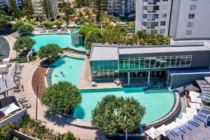 Luxury High Floor Apartment Breathtaking Views - Broadbeach