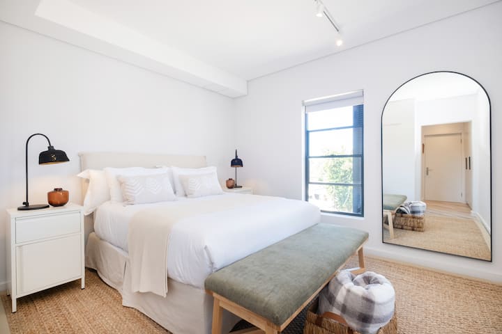 221 Paarl Lux 1 Bdrm Apt With Mountain Views - Paarl