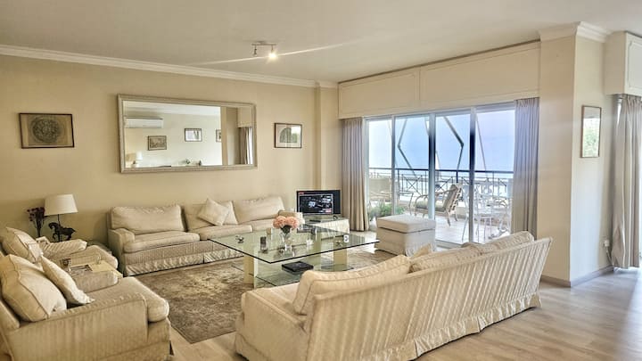 Stay: Charm Classic Apt |3br|wifi|fully Equipped - Nicosia