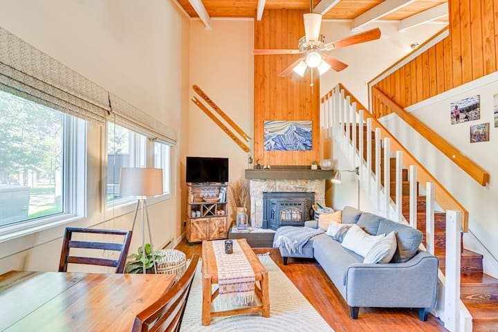 Big Sky Getaway | Nordic Trails, Sauna & Comfort - Big Sky, MT