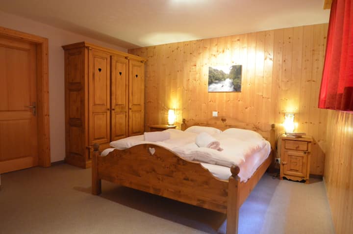 Platane B 04 - Grimentz