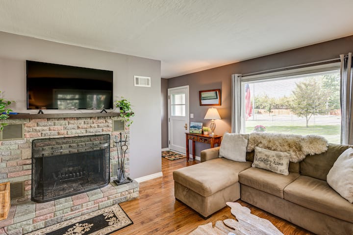 Fishing & Skiing Base! Residential Bozeman Escape - Bozeman, MT