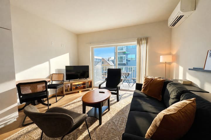 East Side Luxury Studio R3 - Brady+fiserv+balcony - Milwaukee, WI