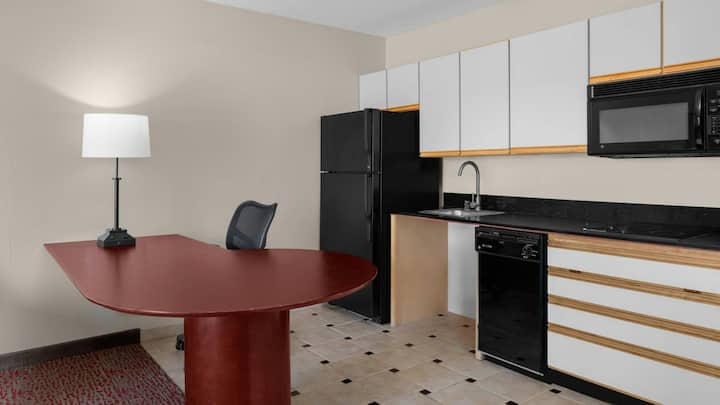 Fresh Brewed Coffee & Accessible Features - Sacramento