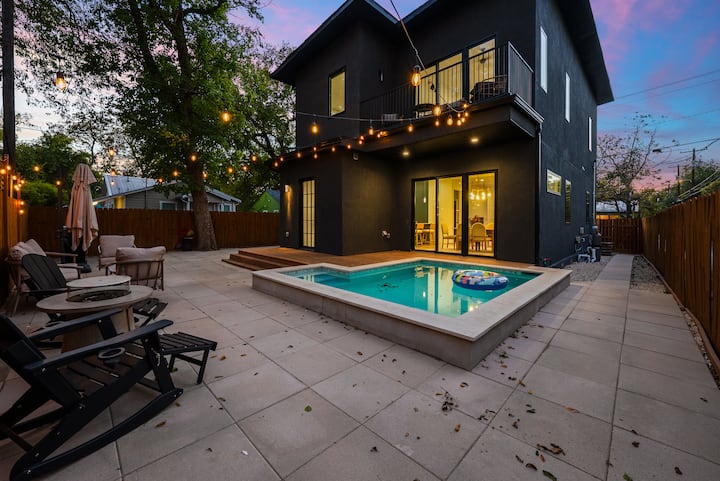 Private Pool & Firepit | Ashlee E Cesar Chavez - Austin, TX