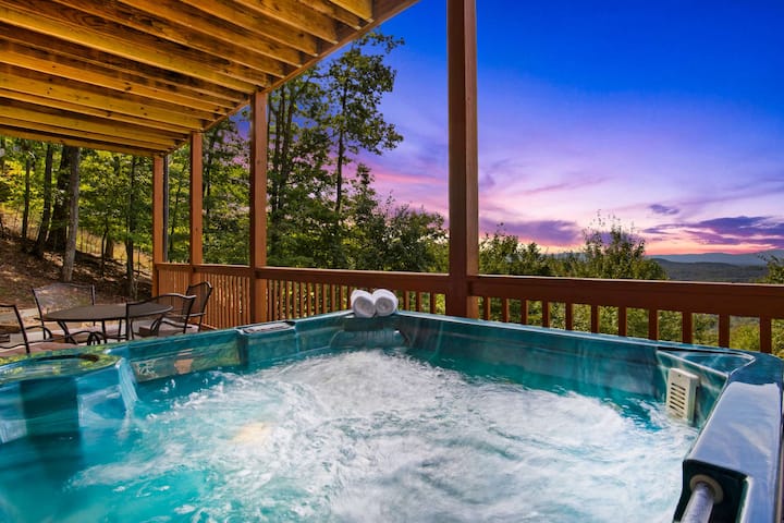 Mountain Views • Hot Tub • Sauna • Pool Table - Géorgie, États-Unis