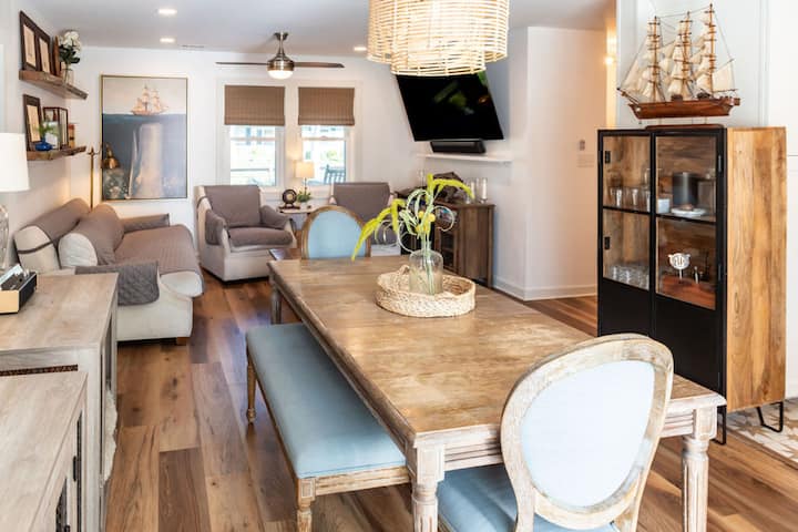 Briar Patch: Dog-friendly Bungalow-by-the-sea - Beaufort, NC