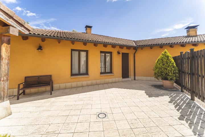 La Dehesa De Santa Ursula 3 - San Leonardo de Yagüe