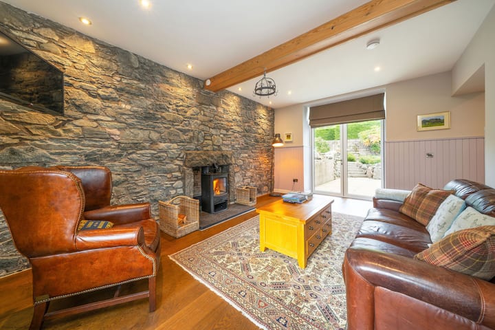 Stables Cottage - Loch Tay