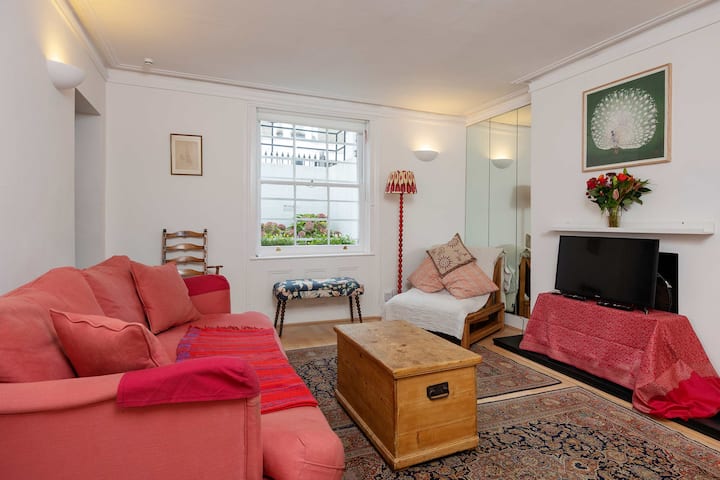 Chelsea Charms By Veeve - Chelsea