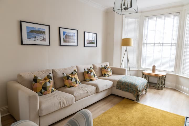 Elmville Escape - Scarborough