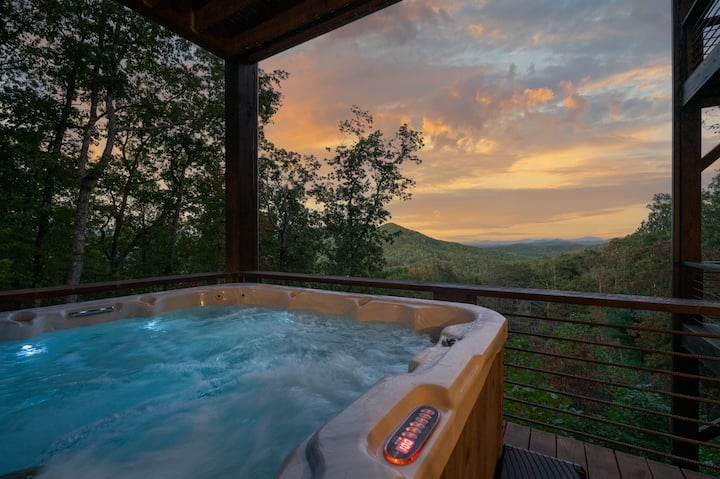 Jupiter On The Mountain - Mineral Bluff, GA