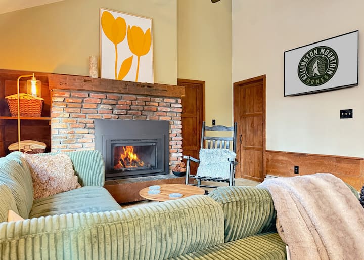 Sundowner-hottub, Central, Fireplace - Killington, VT