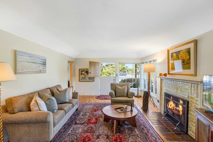 Nancy's Cottage 2br 1.5ba Pacific Grove - Pacific Grove, CA