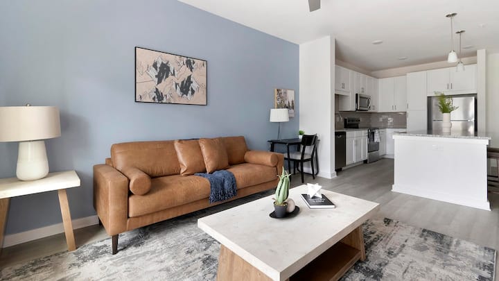 Landing | Stylish 1bd, Gym, Clubhouse - Jacksonville, FL