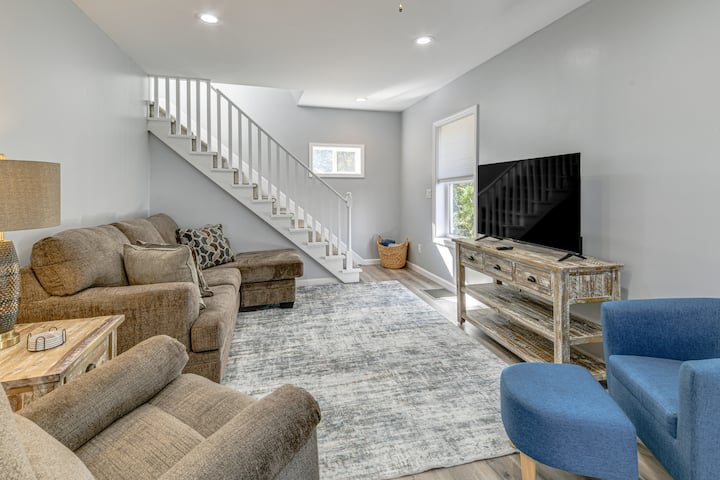 Walk To Main Street! Updated Norwich Home - Norwich, NY