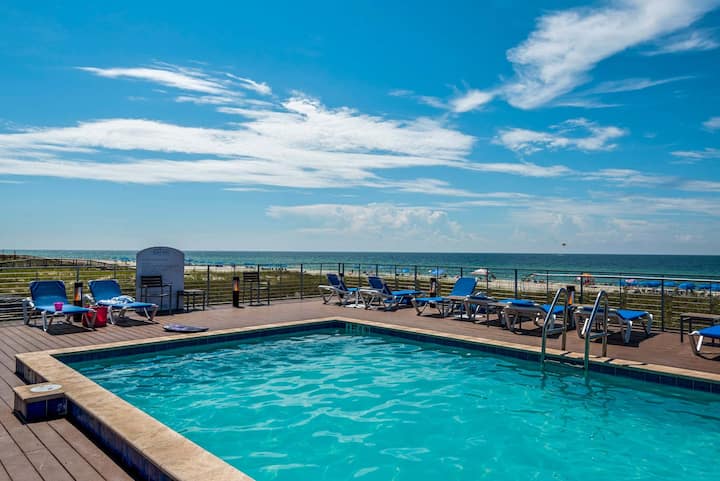 Emerald Shores Private Beach Club, Bar, Pool - Perdido Key, FL