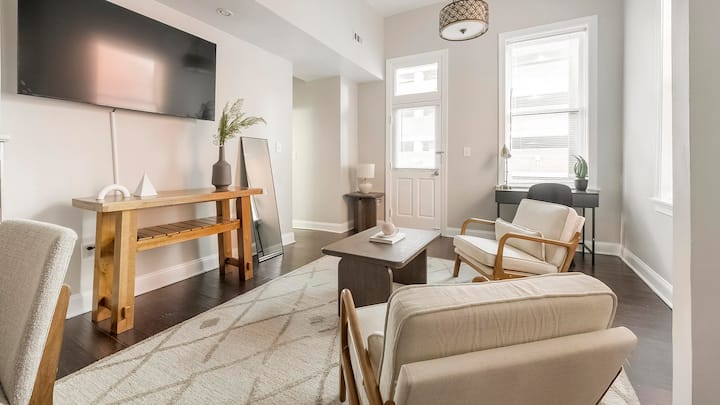 Landing | Stunning 1bd In University Of Maryland - Baltimore, MD