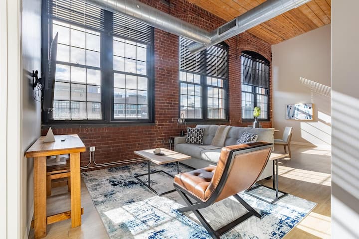 Landing | Amazing 2bd, Gym, Courtyard - New Haven, CT