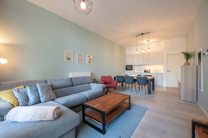 Modern Apartment With Spacious Terrace - Ostende