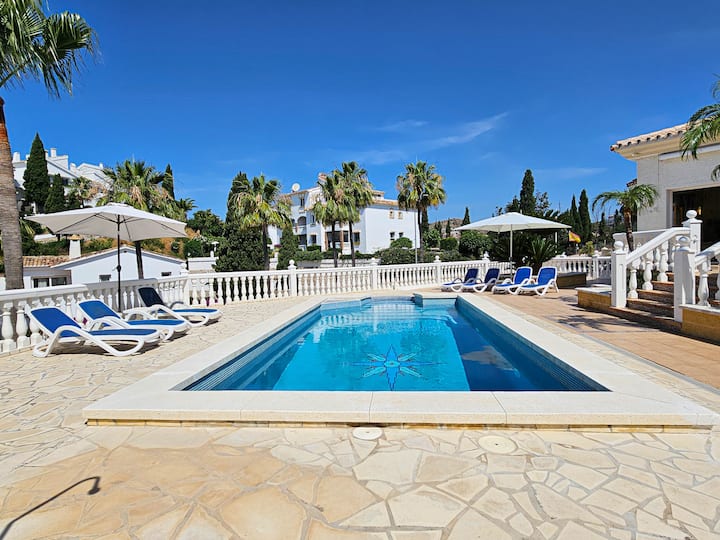 3 Bedroom Villa With Sea Views And Private Pool - La Cala de Mijas