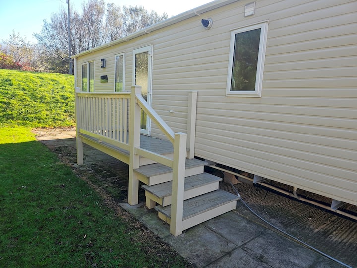 Gold Pet Caravan (Sleeps 6) Gl2508 - Mablethorpe