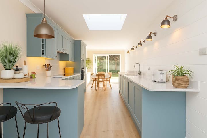 Coastal Comfort For 6, Felpham Beach - Bognor Regis