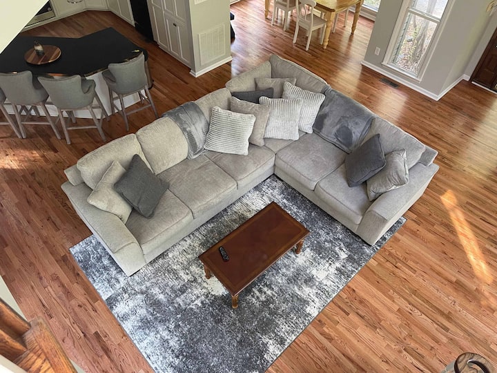 Mountain Bliss Retreat 4br Family Home Great Views - Kings Mountain State Park, Blacksburg