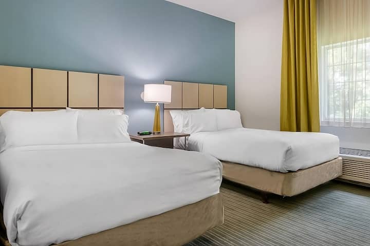 2 Double Beds Studio | Near Sanibel Islands - Fort Myers Beach, FL