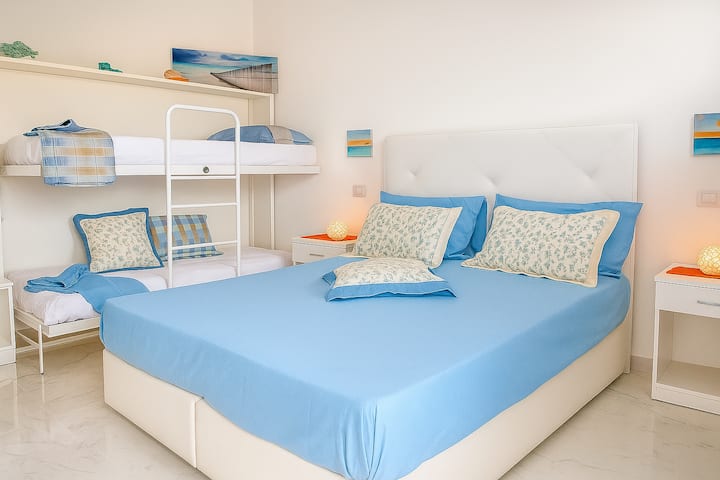 Hotiday Rooms Torre Lapillo 3* | Camera Quadrupla - Torre Lapillo