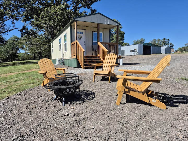 Little Barnstead Tiny Home - Chelsea, OK
