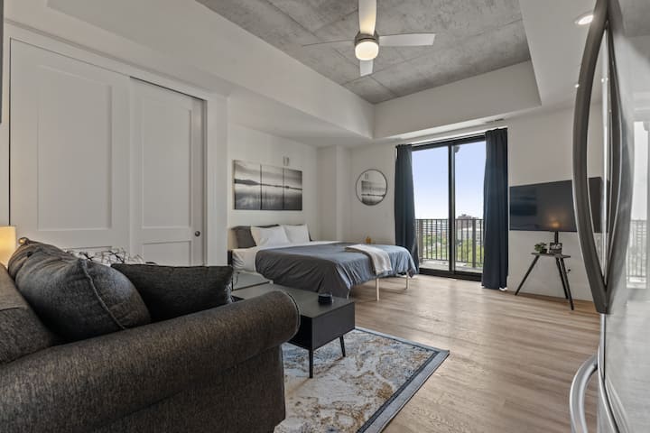 Urban Nest | High Rise | Downtown South Bend Nd - 사우스벤드