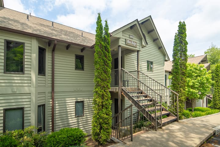 Blue Ridge 2: Beautiful Chetola 2 Br/2ba Unit In P - Blowing Rock, NC