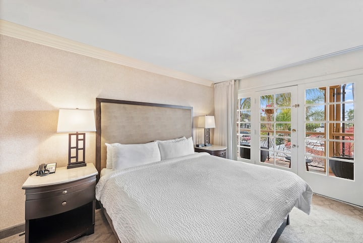 Swim, Surf, Relax Close To Everything In Lagauna B - Laguna Beach, CA