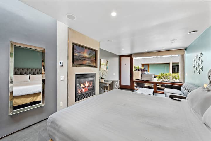 Cook, Surf, Swim And Relax, Experience Laguna B. - Laguna Beach, CA