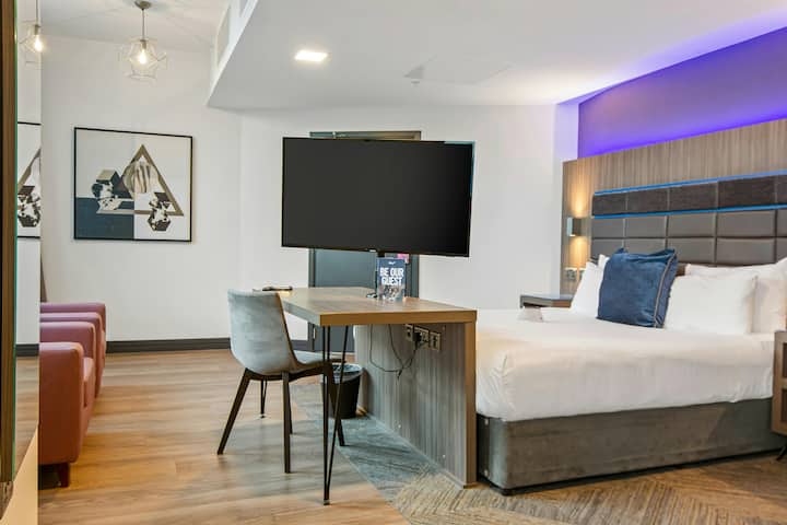 Spacious Family Suite Near Manchester Sights - Lancashire