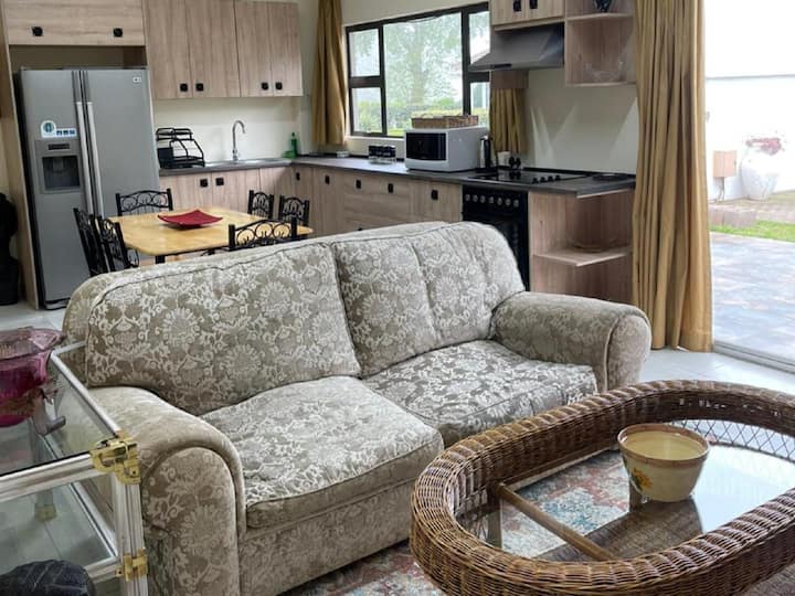 3d Annie's Place Rawdons Country Estate - Nottingham Road