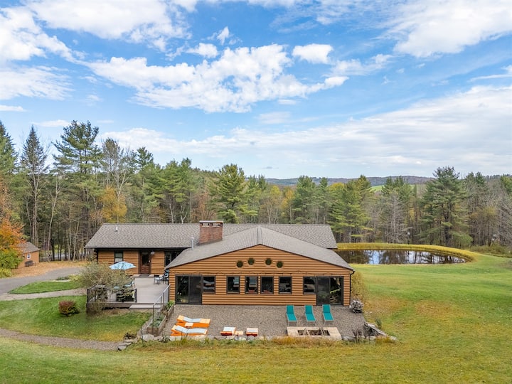 The Lodge At Fall Park With Heated Indoor Pool! - Gilbert Lake State Park, Laurens